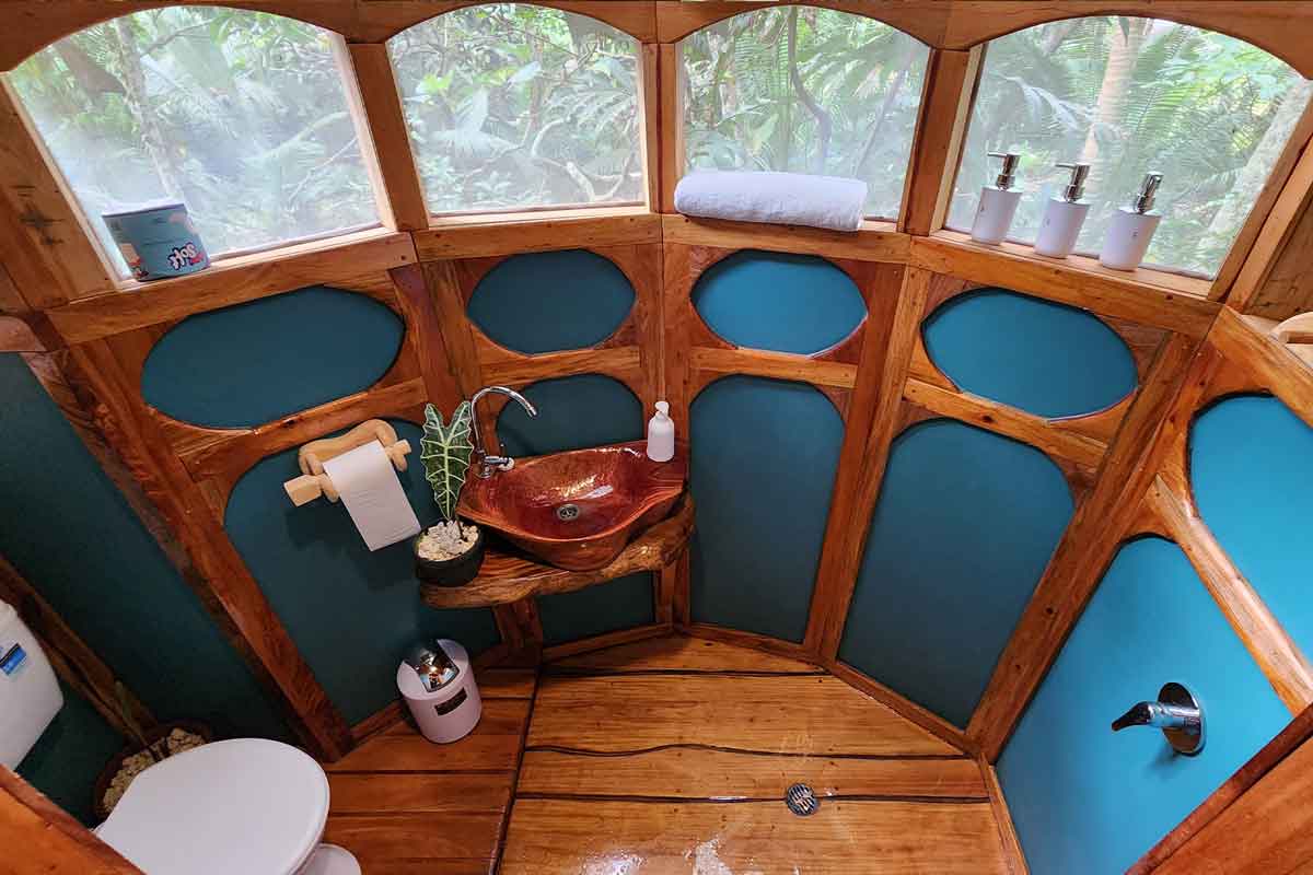 Cozy Canopy Treehouse | Unique Lodging at Tukulolo Grounds