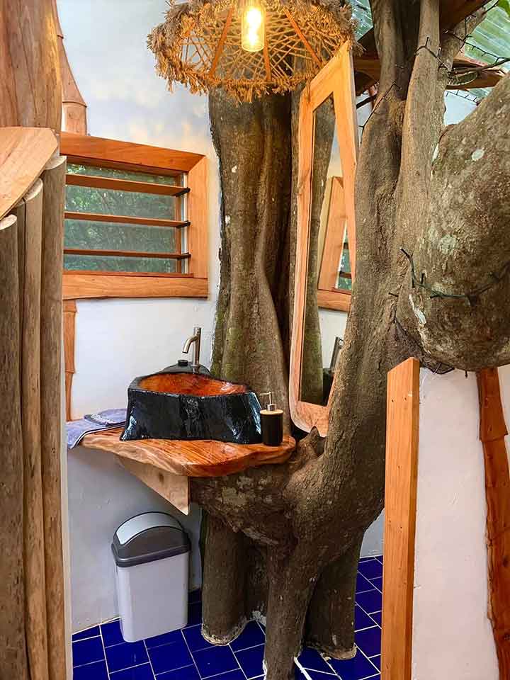 Sunshine Treehouse | Unique Lodging at Tukulolo Grounds